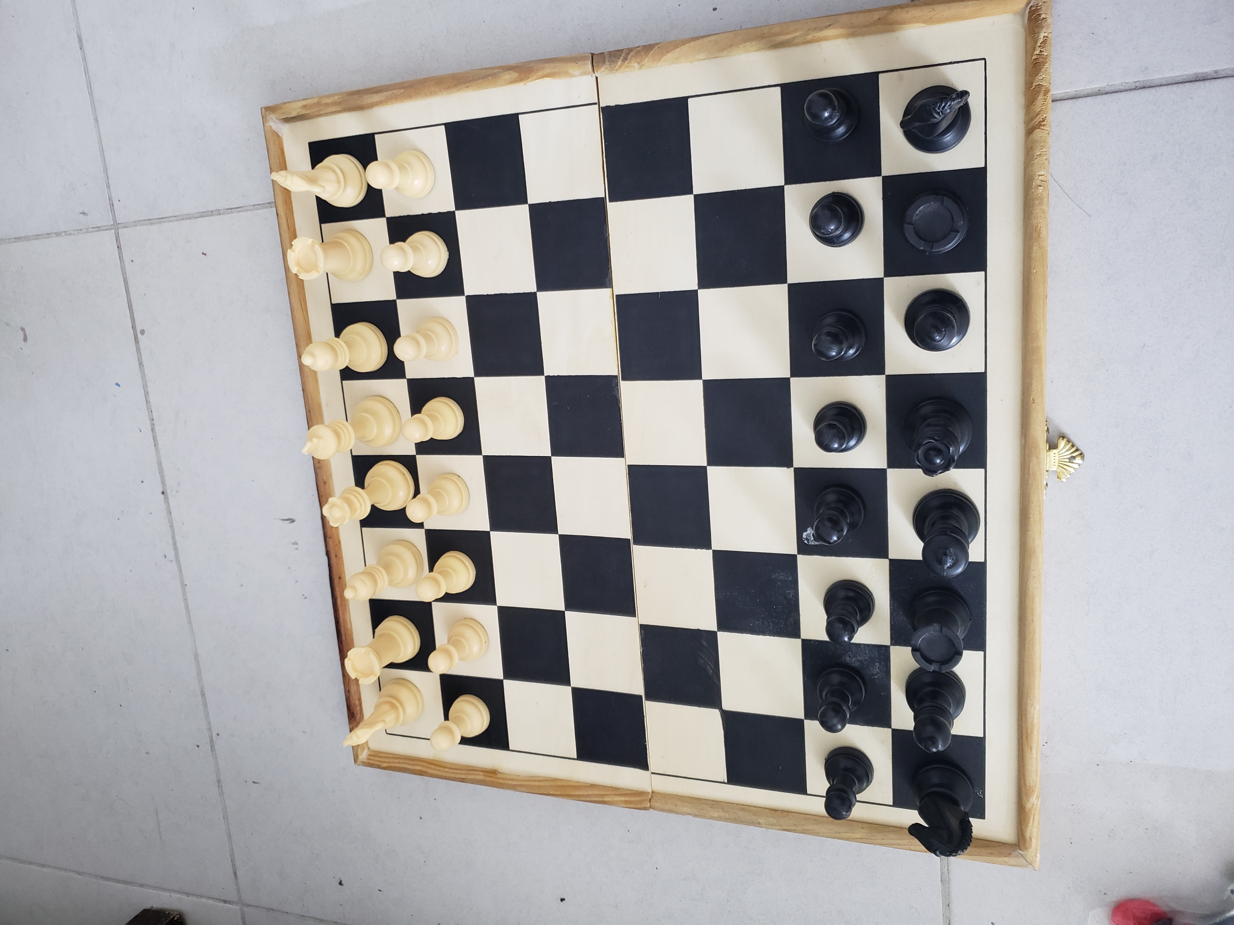 Classic Chess Board | Mums in Bahrain